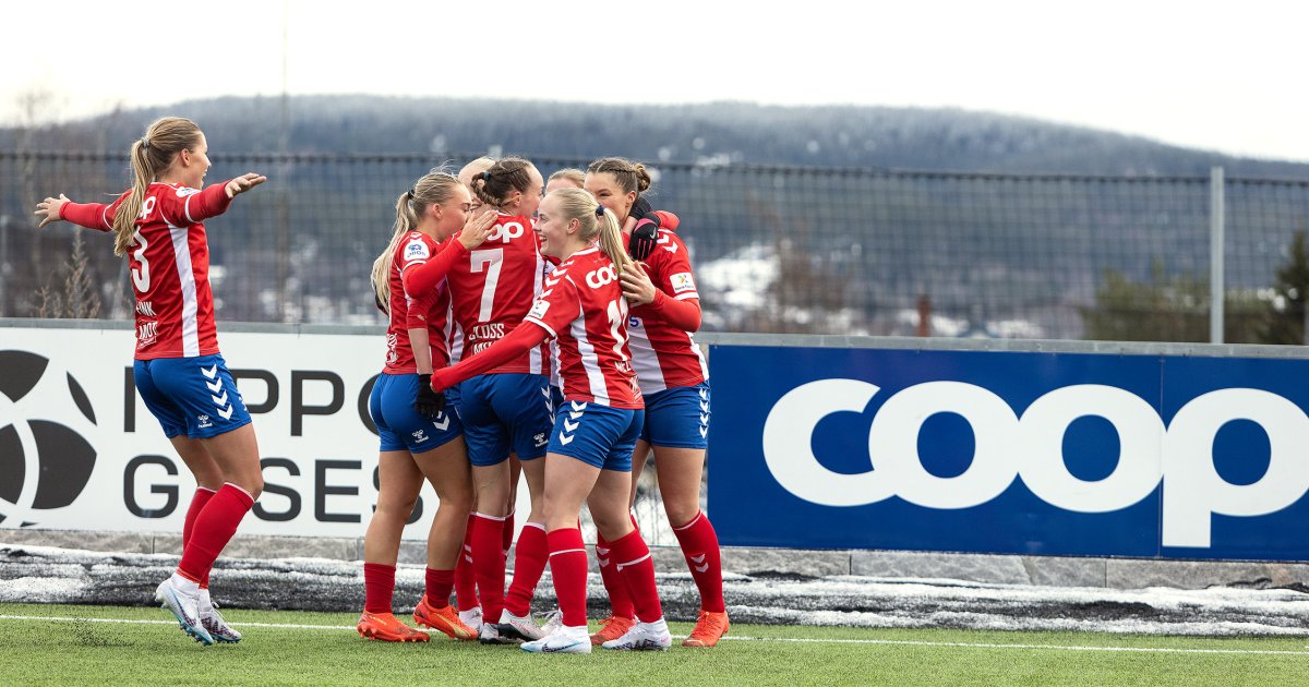 ARNA-BJØRNAR NESTE / Lyn Fotball Damer