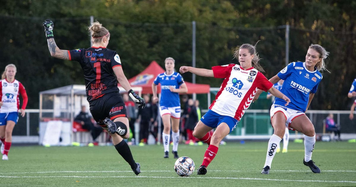 INGRID BAKKE LEGGER OPP / Lyn Fotball Damer